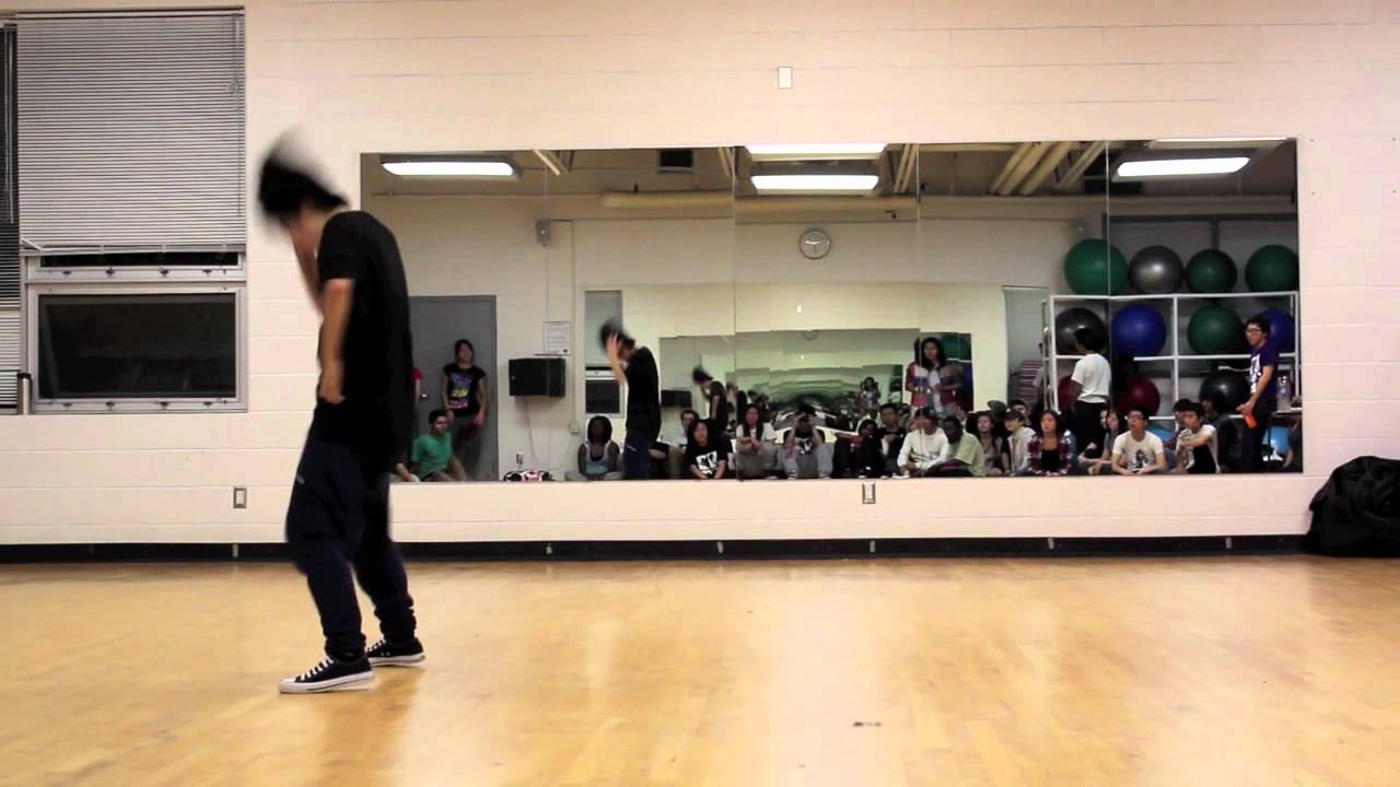 UW Hip Hop Presents: VYbE Dance Co. - YouTube