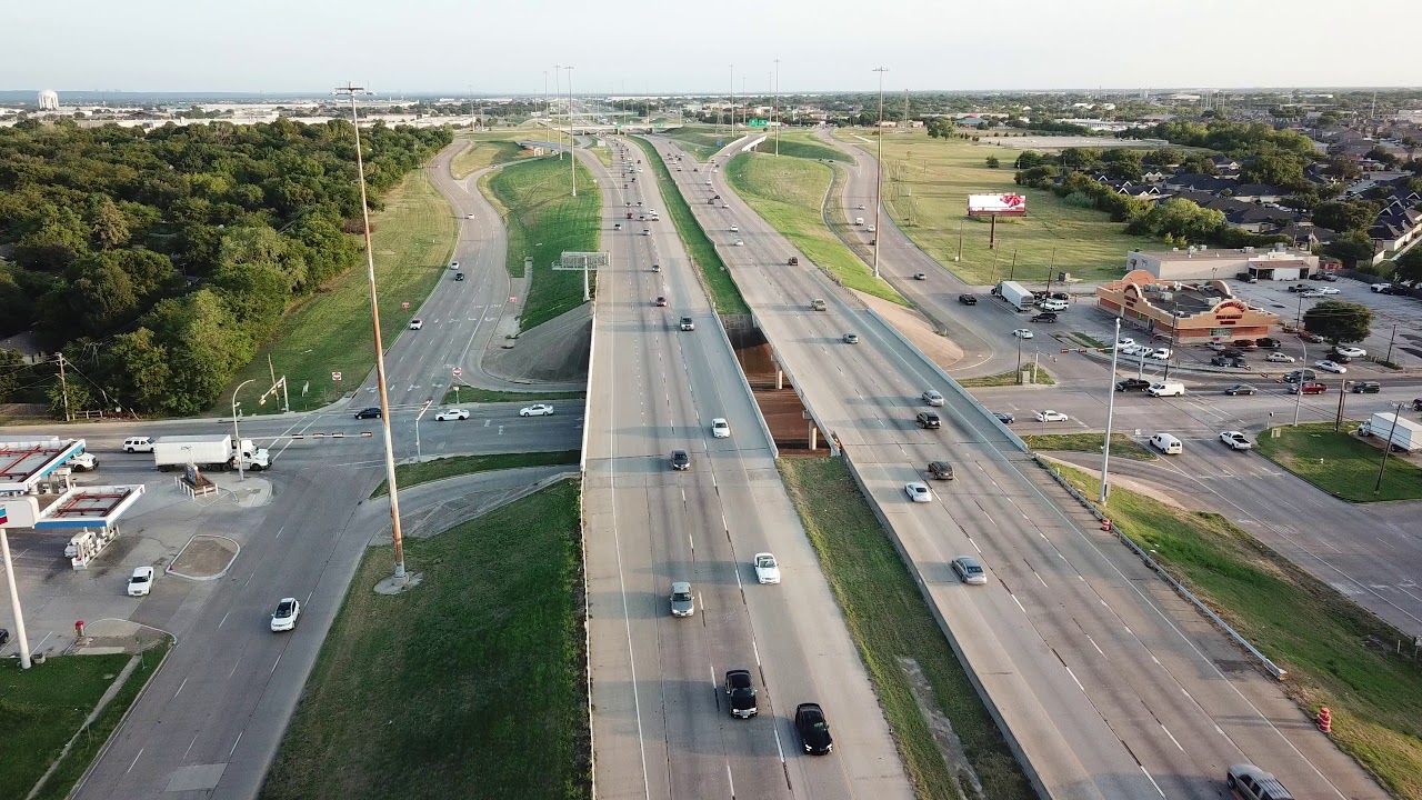 Freeway- drone 4k USA - YouTube