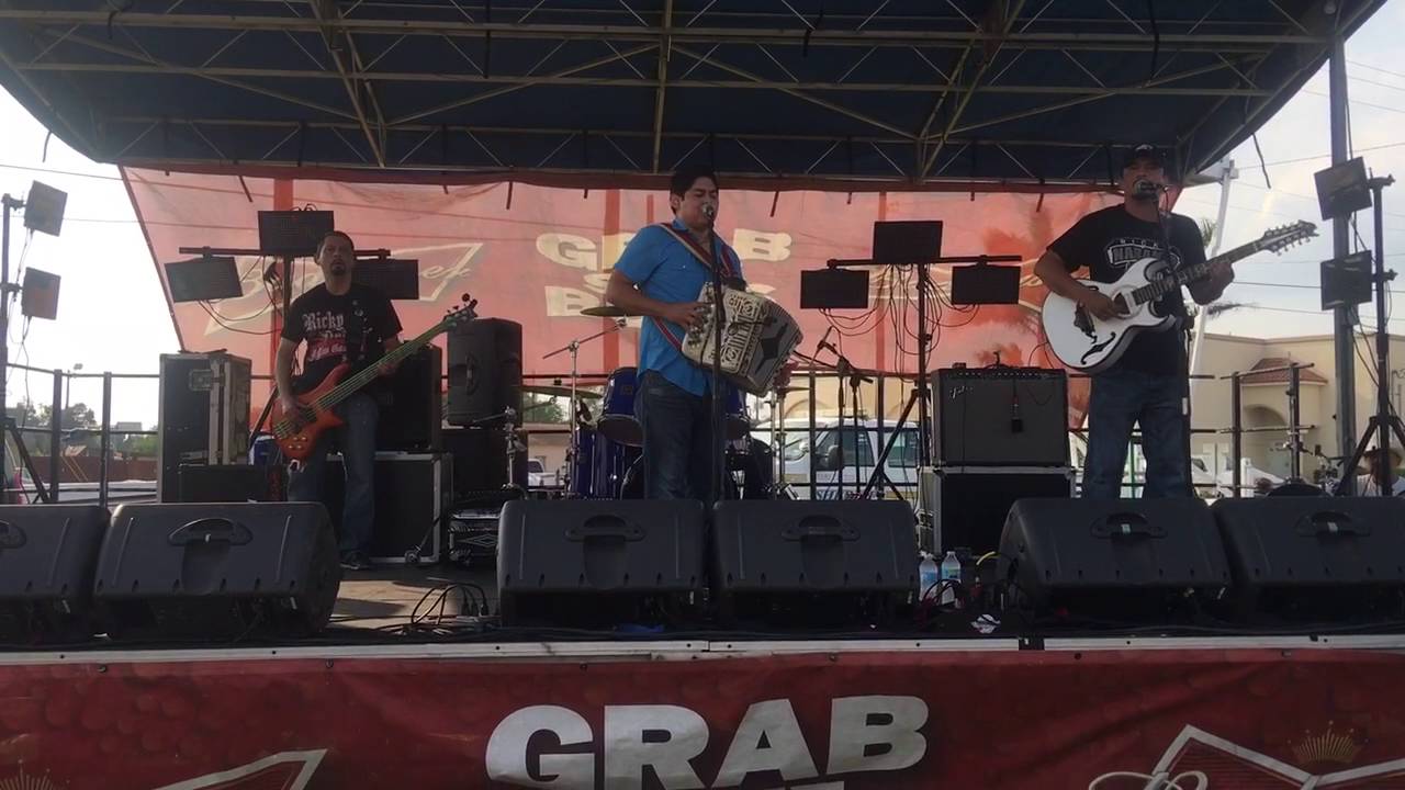 Ricky Naranjo Y Los Gamblers 5-28-16 - YouTube