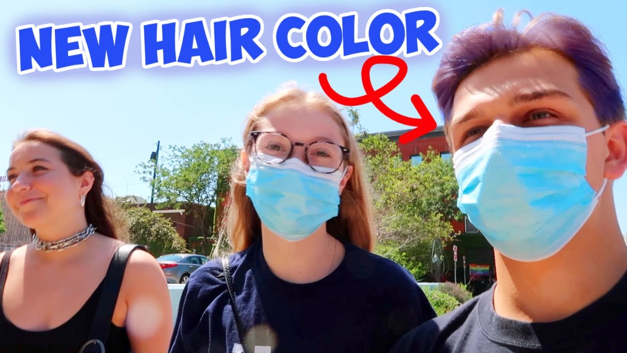 COLORING MY HAIR FOR THE FIRST TIME! - YouTube