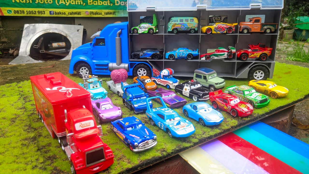 Looking for Disney Pixar Cars On the Rocky Road, Lightning Mcqueen, Tow ...