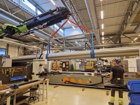 Birth of a giant, world largest damped boring bar. - YouTube