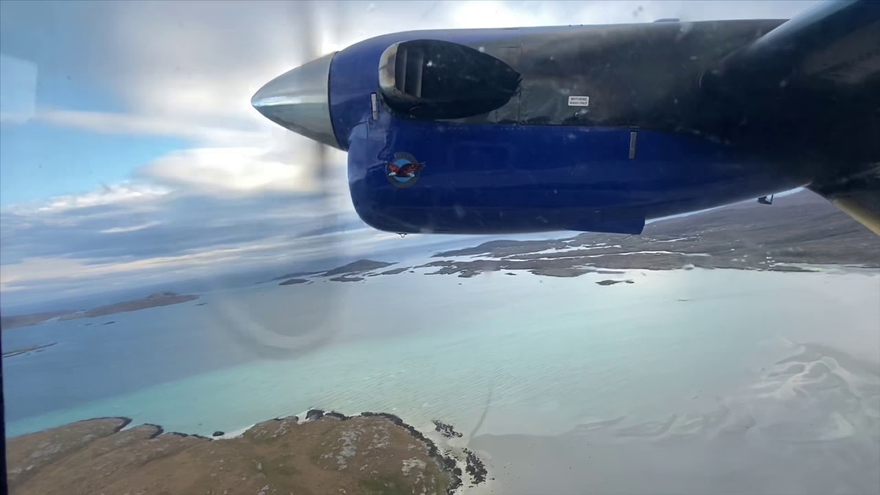 Viking DHC-6-400 Twin Otter - Loganair - G-SGTS - LM456 BRR-GLA - YouTube