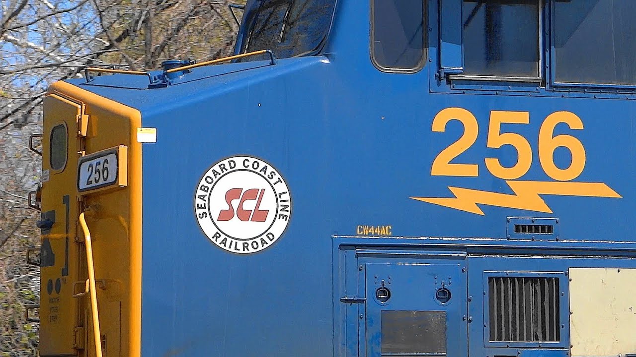 CSX Heritage Unit 256 " Seaboard Coast Line Railroad " On Train Q398 ...