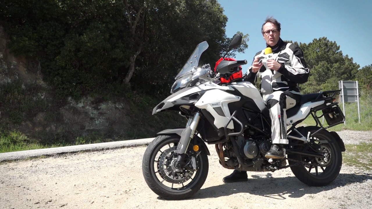 Motosx1000: Test Benelli TRK 502 1 - YouTube