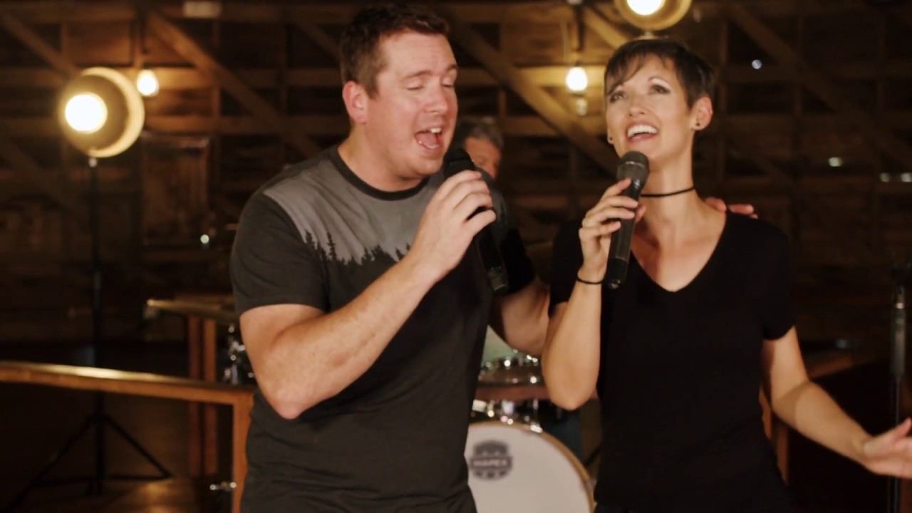 [OFFICIAL VIDEO] I Saw the Light - Blake & Jenna Bolerjack - YouTube