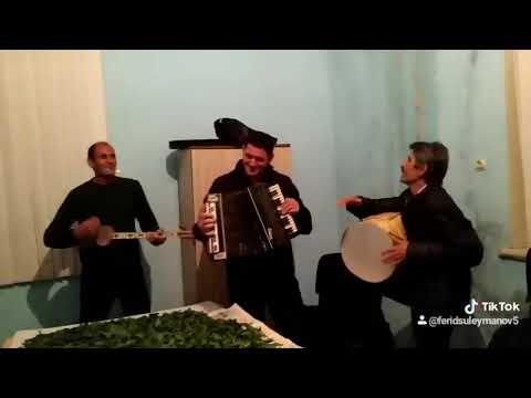 Muxax Mədəniyyət Evində barama qurdu festivalı