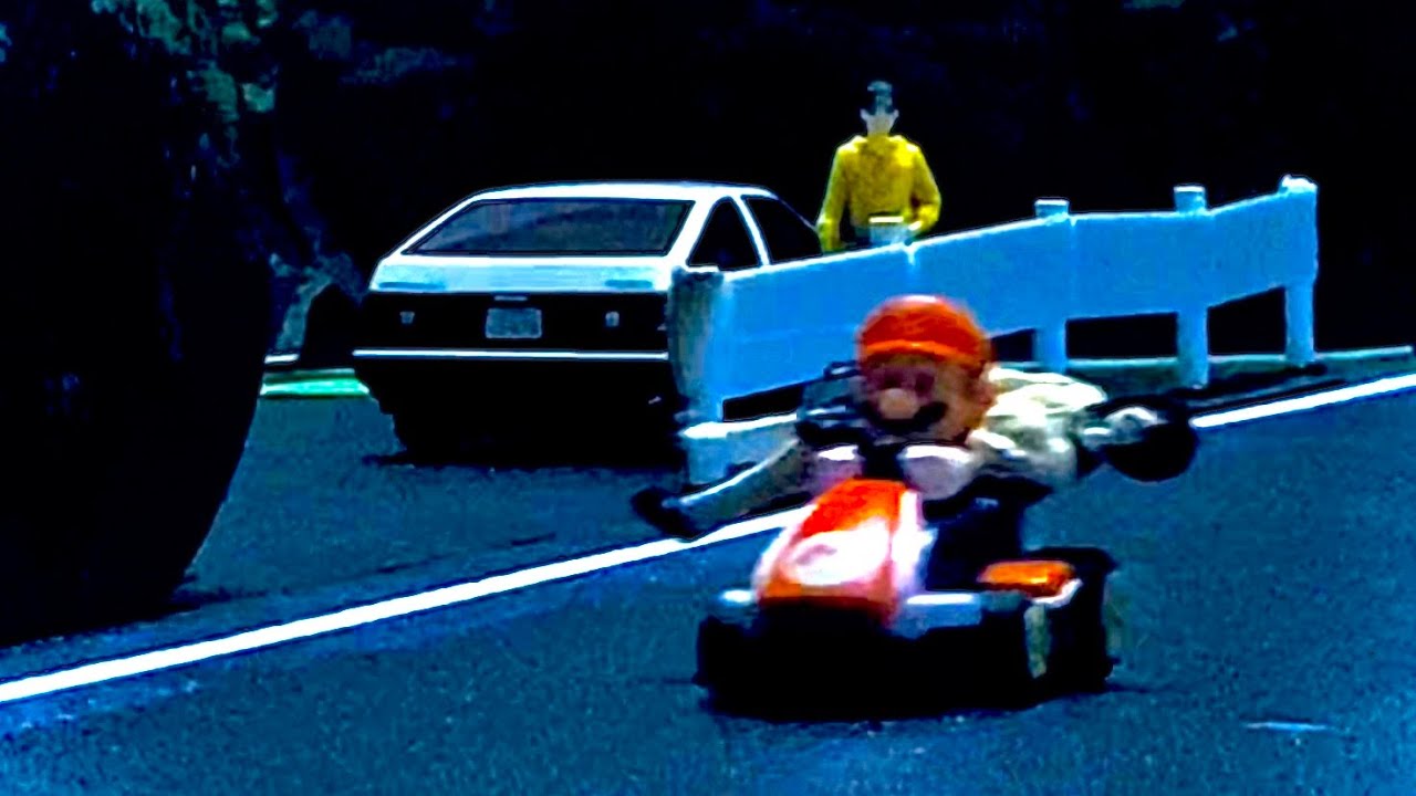 イニシャルD VS スーパーマリオ/ Initial D VS Super Mario - YouTube