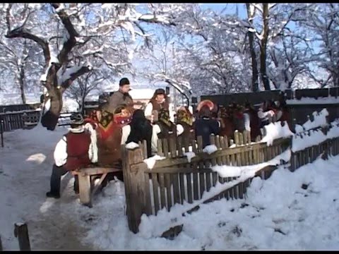 Obicei de Craciun din satul Pria jud Salaj Filmare Hora tv - YouTube