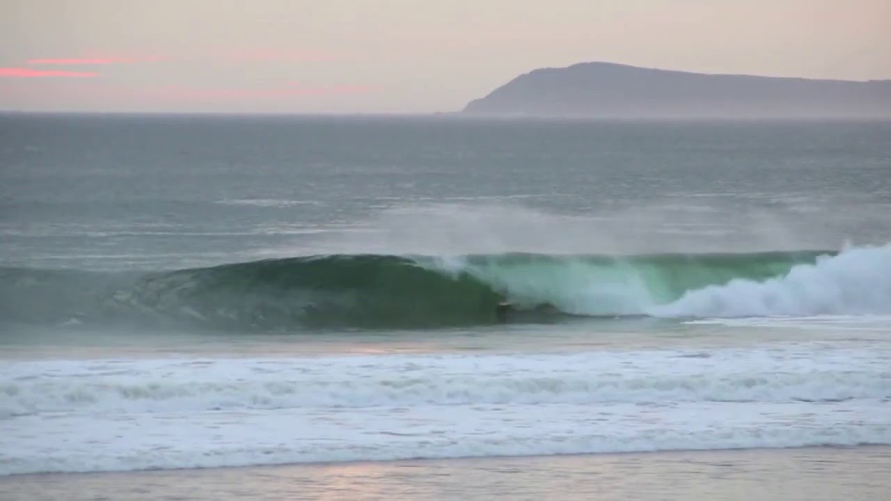 September waves in victoria - YouTube