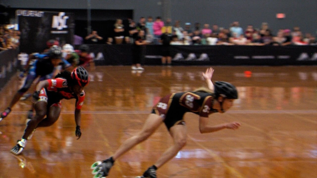 Professional Indoor Speed Skating in Lincoln - YouTube