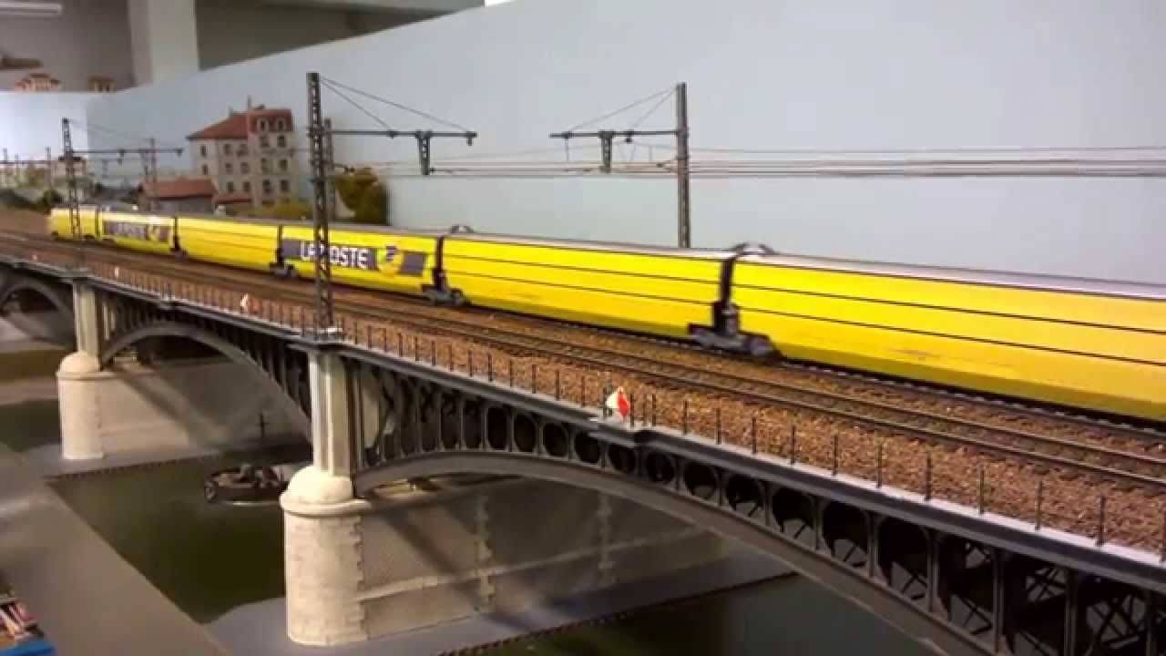 TGV La Poste Jouef - YouTube