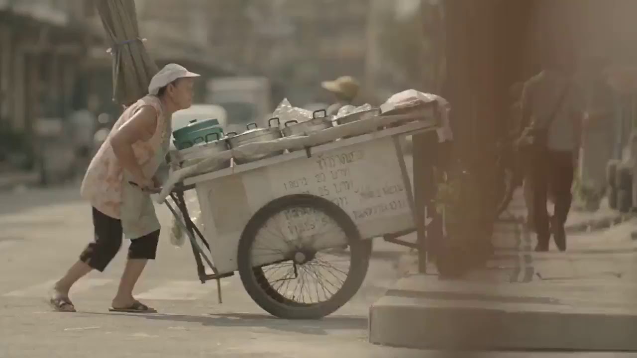 helping people always pay back ️ - YouTube