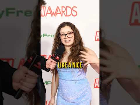 10 men jerk off on Leana Loving's Face 👀 #bikini #leanaloving #pornstar #interview #awards