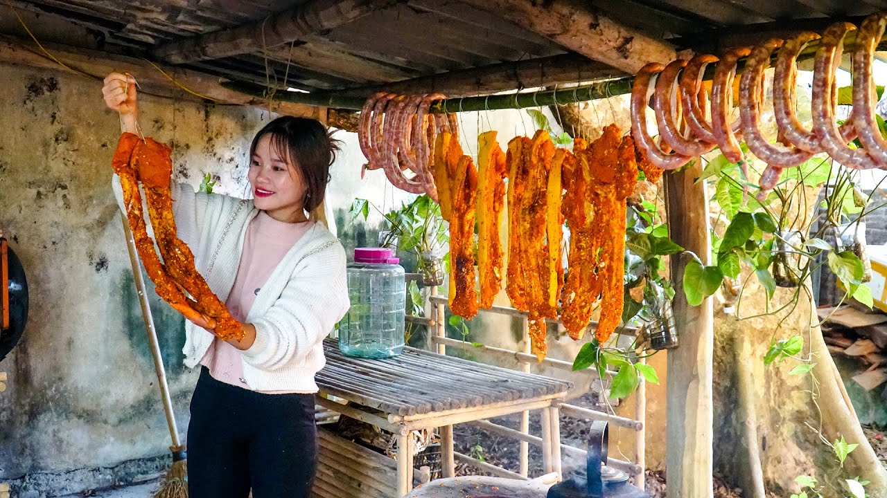 Traditional Process of making Sausages, Smoked Pork - Cooking - Cattle ...