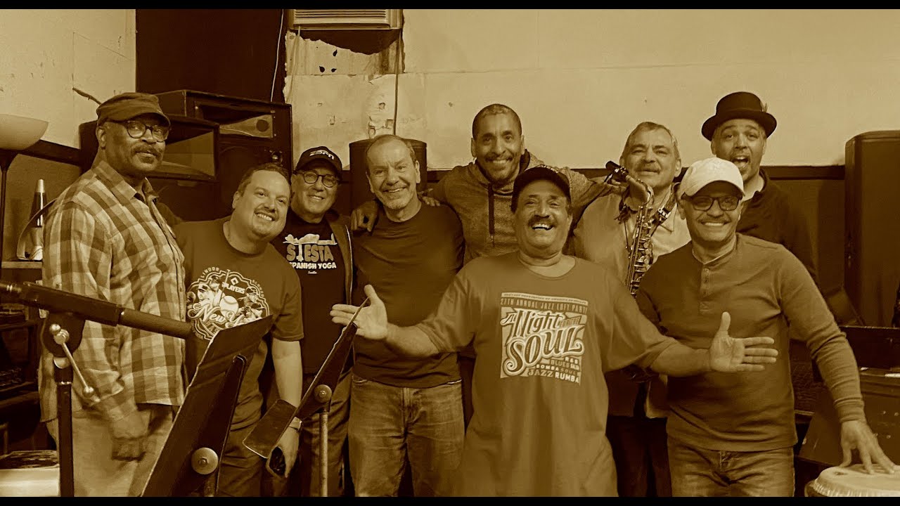 Johnny Almendra Memorial "Afro Blue" - YouTube