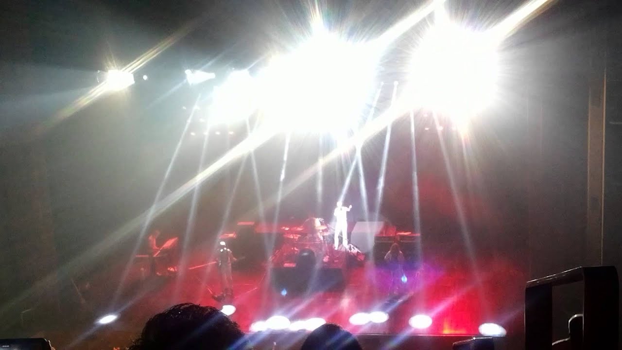 Concert at solaire - YouTube