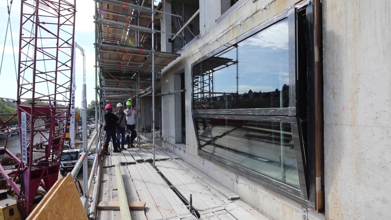 Bloomframe® Amsterdam installation - YouTube