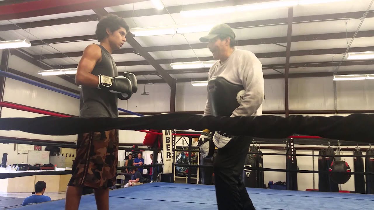Boxing- mitt work #TEAMMORA# AOA Boxing Club - YouTube