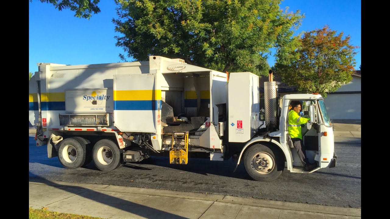 Specialty CNG Labrie Expert 2000 Split Body MSL - YouTube