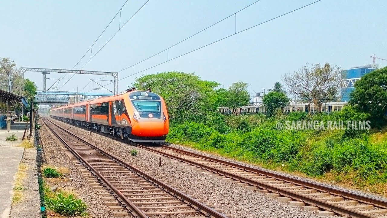 SMVT Bengalauru - Chennai Central New Saffron Livery Vande Bharat ...