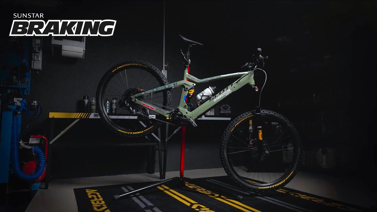 Another Year with Rogue Racing Team - RRT by BrakingBrakes - YouTube