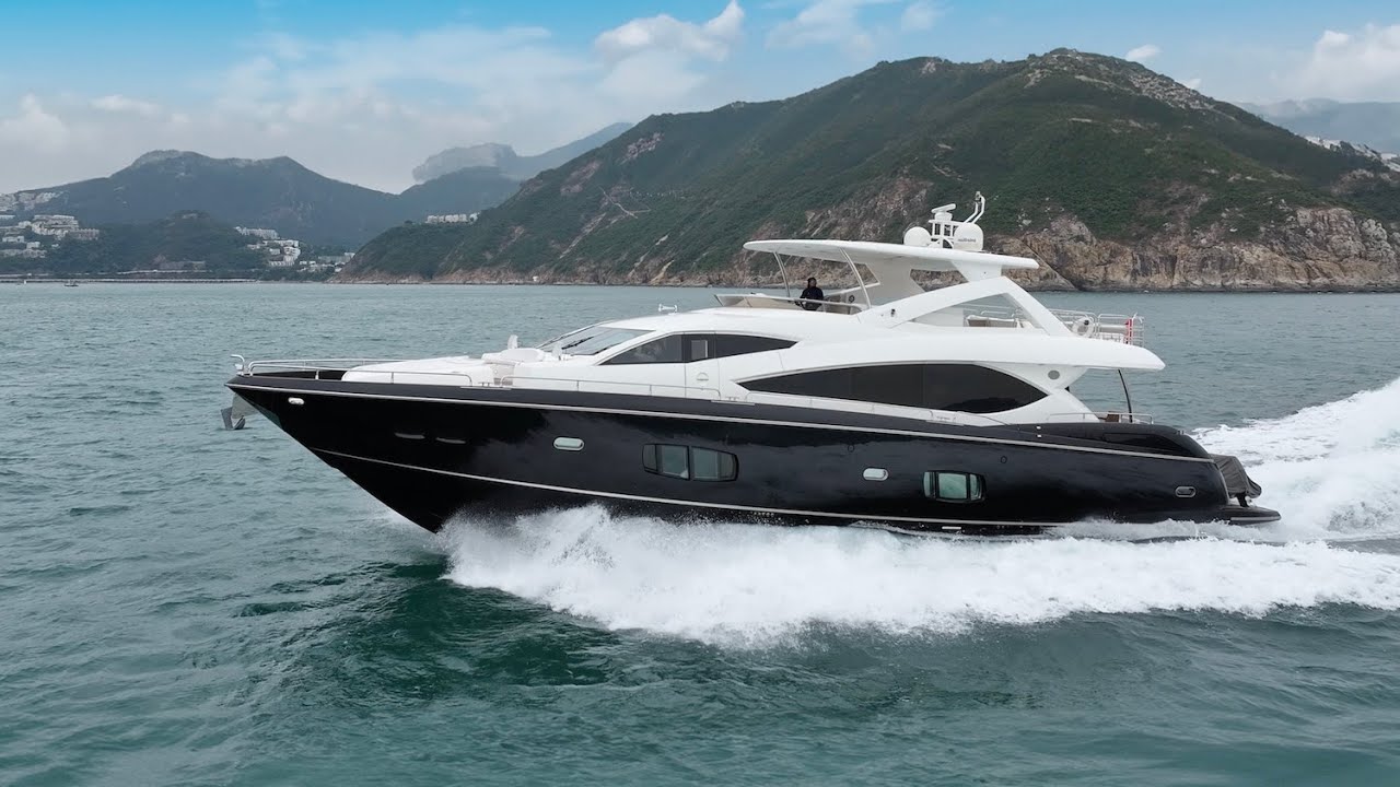 Sunseeker 86 | 26.3m 86' | Luxury Yacht in Hong Kong For SALE - YouTube