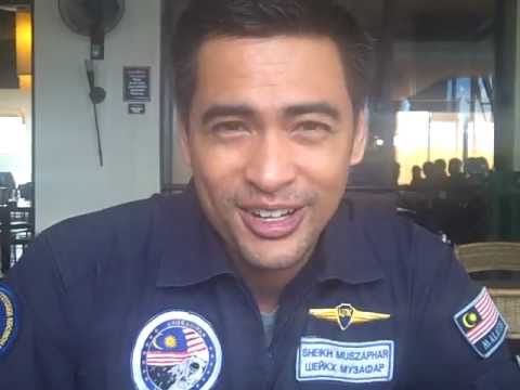 Dato Sheikh Muszaphar in Manila Philippines - 1st ASEAN astronaut - YouTube