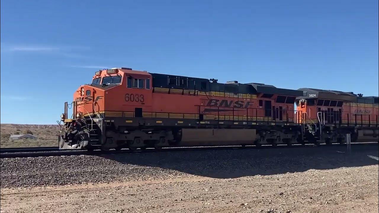 3-BNSF's ES44AC, ET44C4 & Dash9-C44 Pulling 93 Intermodal Container Cars 11-6-22 - YouTube