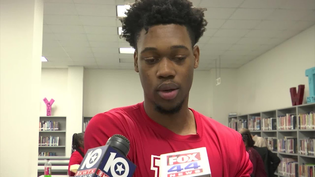 J'Wan Roberts Signing Day RAW - YouTube