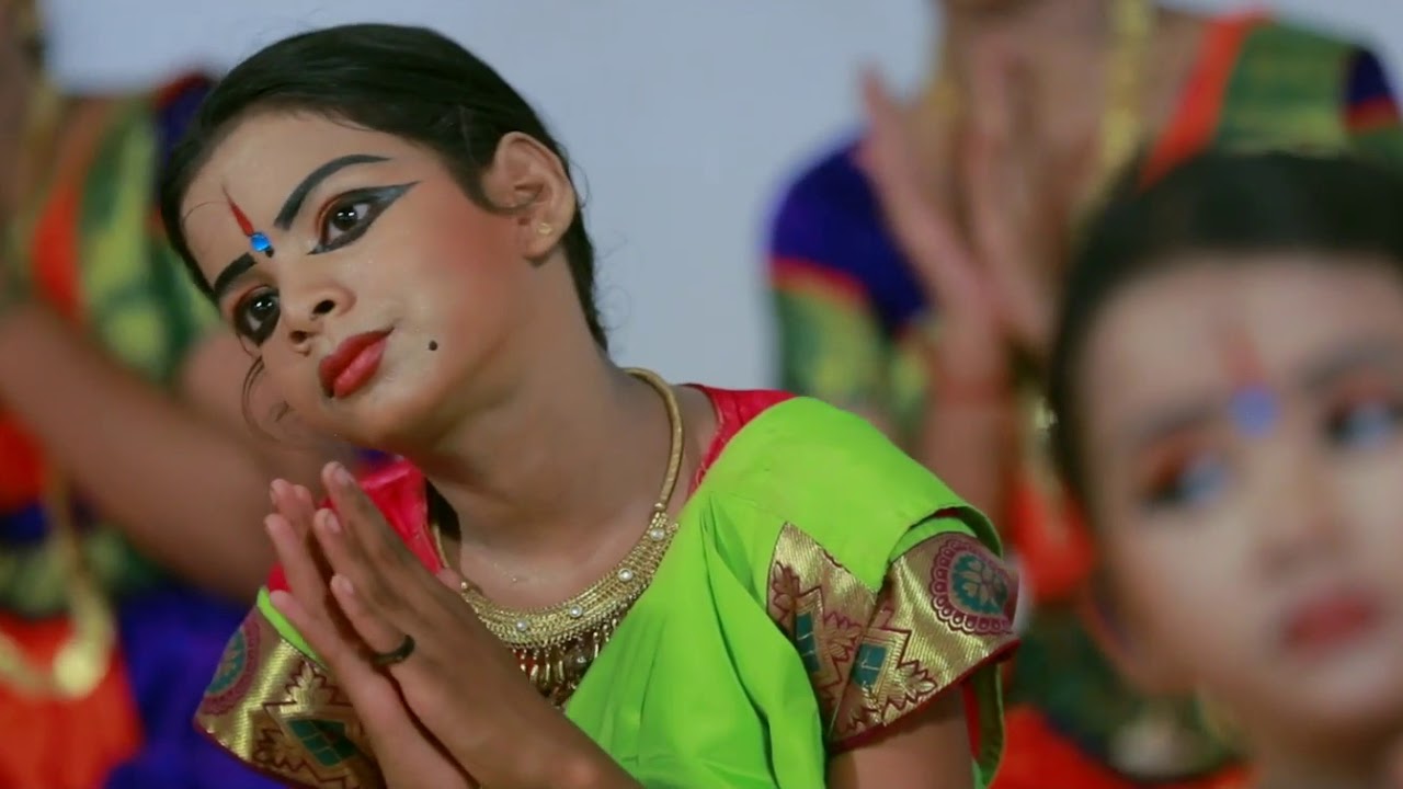 Arangu Thalam Akkarakku Song - YouTube