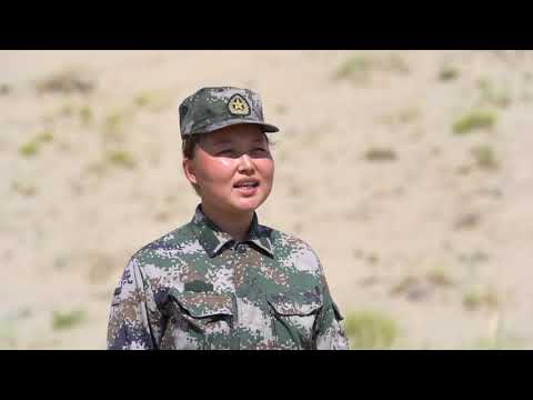 Kadın devriye polisleri, Xinjiang'da çöl sınır güvenliğini sağlıyor