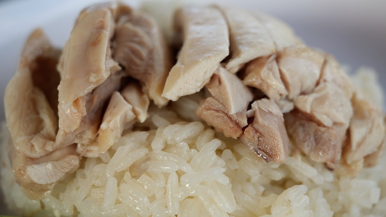the preparation process of chicken rice - YouTube