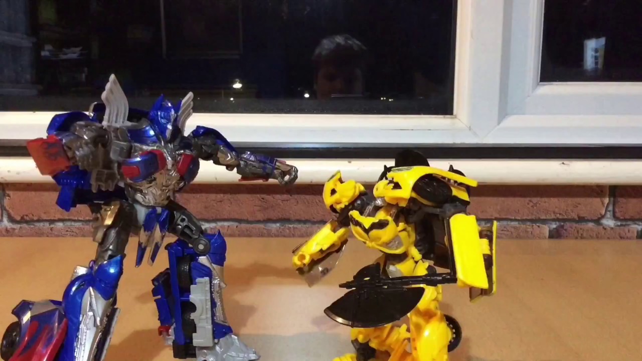 Transformers the last knight Optimus prime vs Bumblebee Stop Motion ...