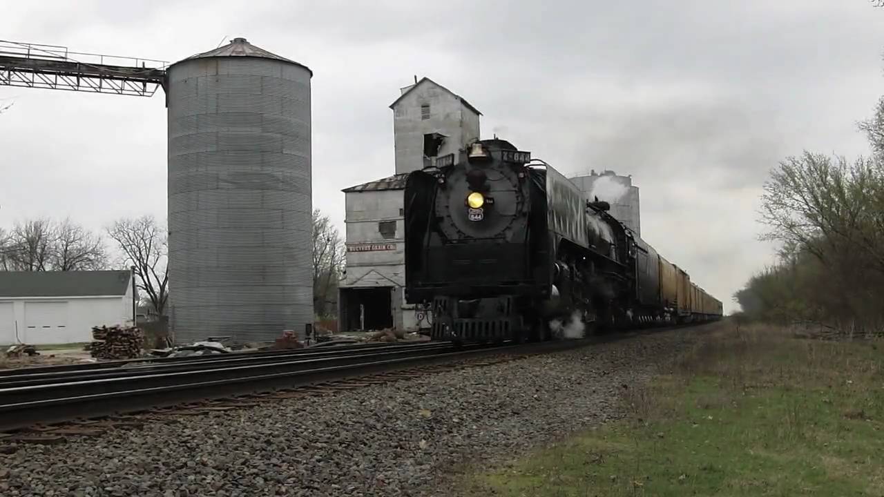 Union Pacific UP 844 steam through Kansas State - YouTube