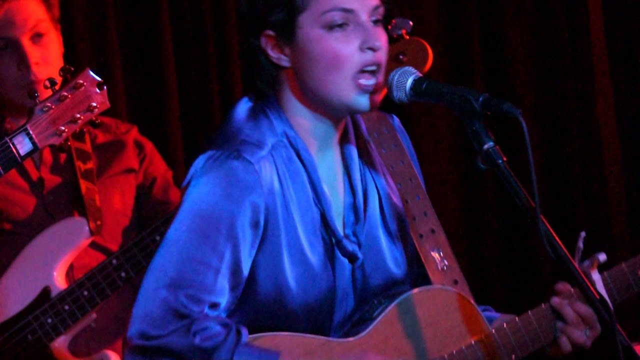 Danni Nicholls - A Little Redemption - Green Note, London - YouTube