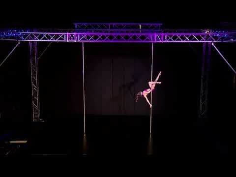 Mladá Marianne Rose 2  místo Winter Cup 2026 POLE DANCE SPORT KIDS