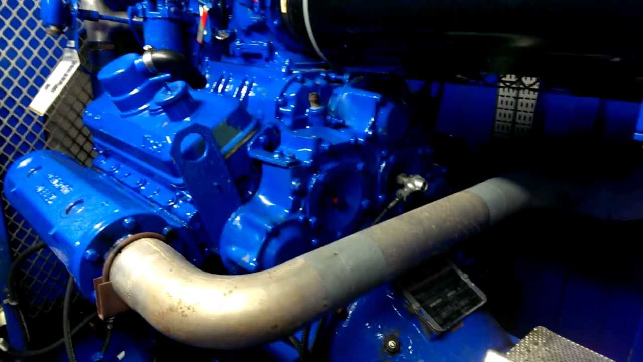 Detroit 6V-92 2-stroke diesel - YouTube