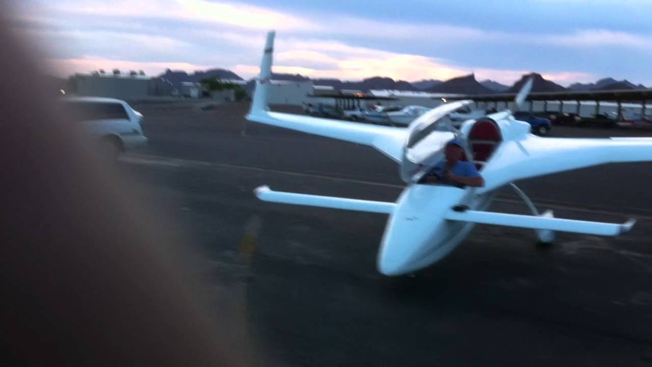 Rutan Long-EZ airplane clip01 walk around - YouTube