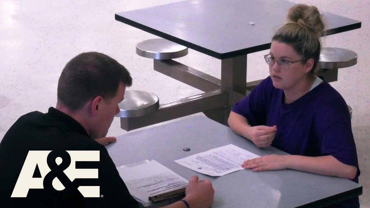 60 Days In: Officer Quits After Ashley Reports Her (Season 6) | A&E ...