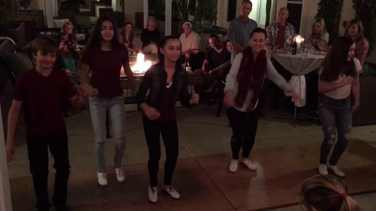 DANCEOLOGY TAP CO. PERFORMS "LAURA" BY BUSTER BROWN - YouTube