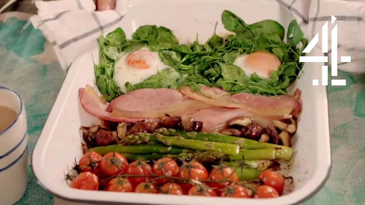 One Pan Full Monty: Alternative Full English Breakfast | Eating Well ...