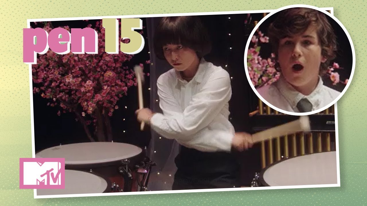 Maya SE VUELVE LOCA en pleno concierto | PEN15 - YouTube