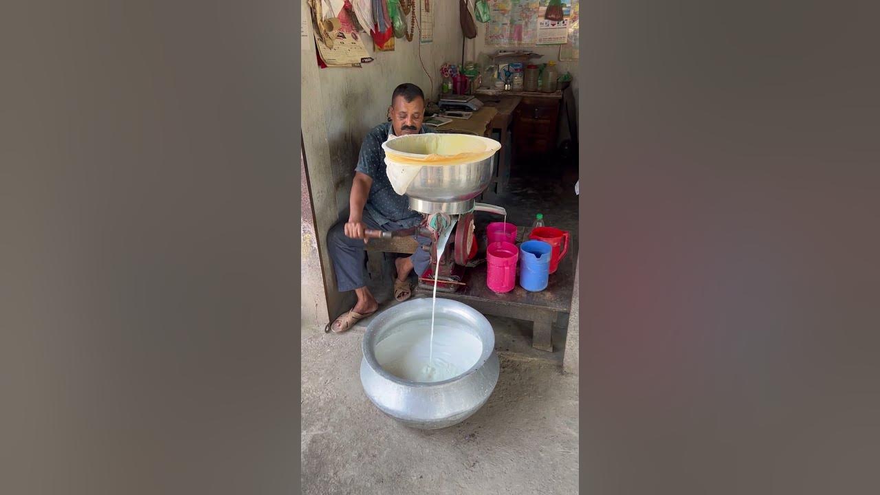 গরুর দুধ দিয়ে ঘি তৈরি করা মেশিন। - YouTube