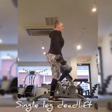Molly Wichman Single Leg Deadlifts - YouTube
