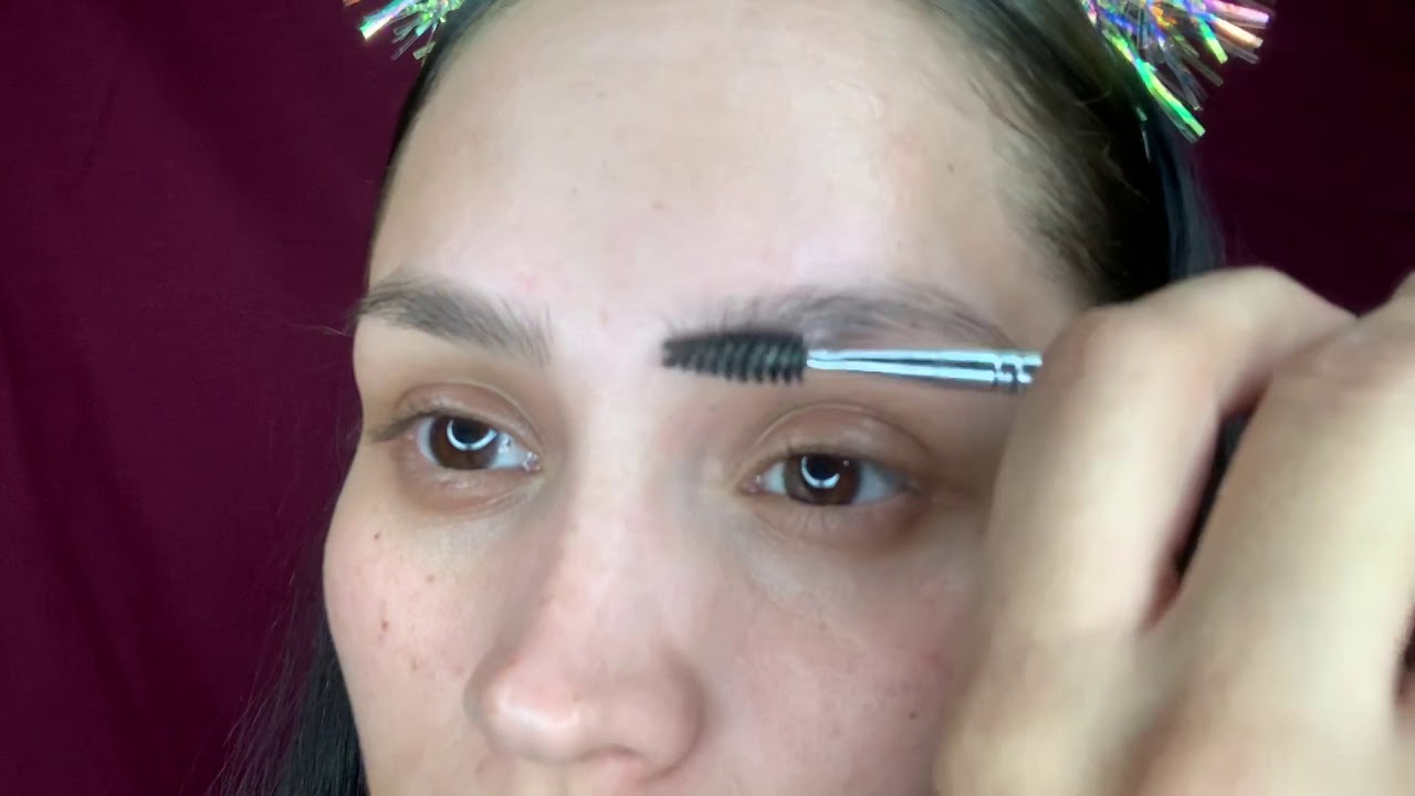How To Do Your Eyebrows For Beginners!! - YouTube