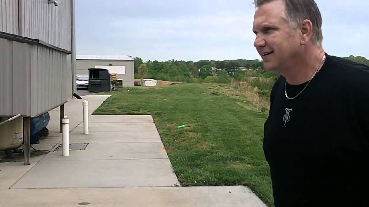 Work VS. Play time @ deBotech with CarbonHans - YouTube