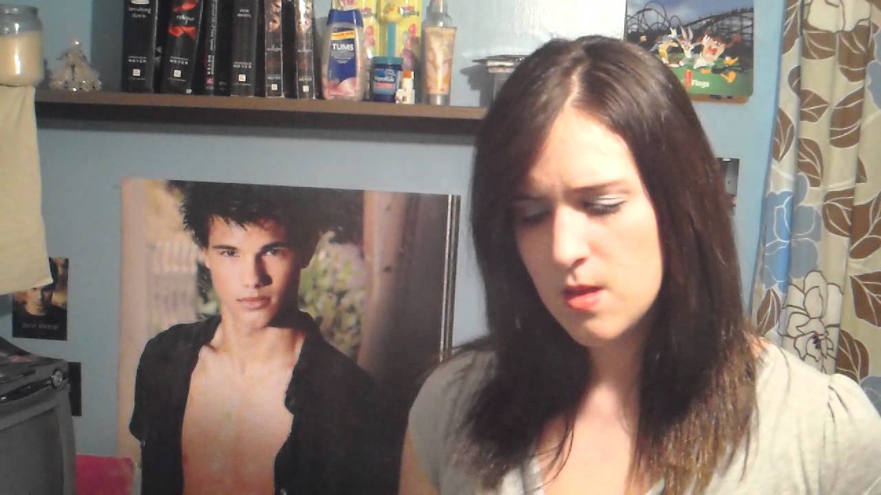 courtney simpson singing concrete angle - YouTube