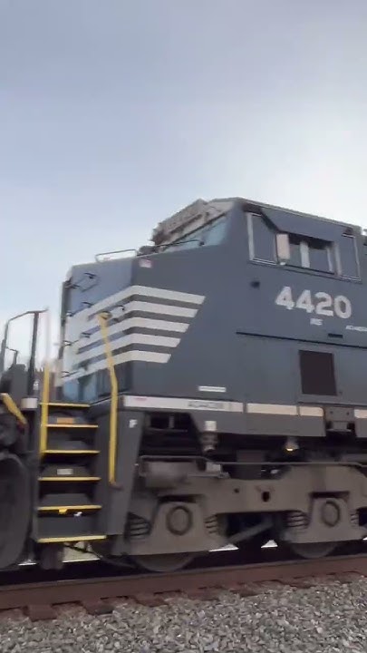 NS 1800 leads NS 66X! - YouTube