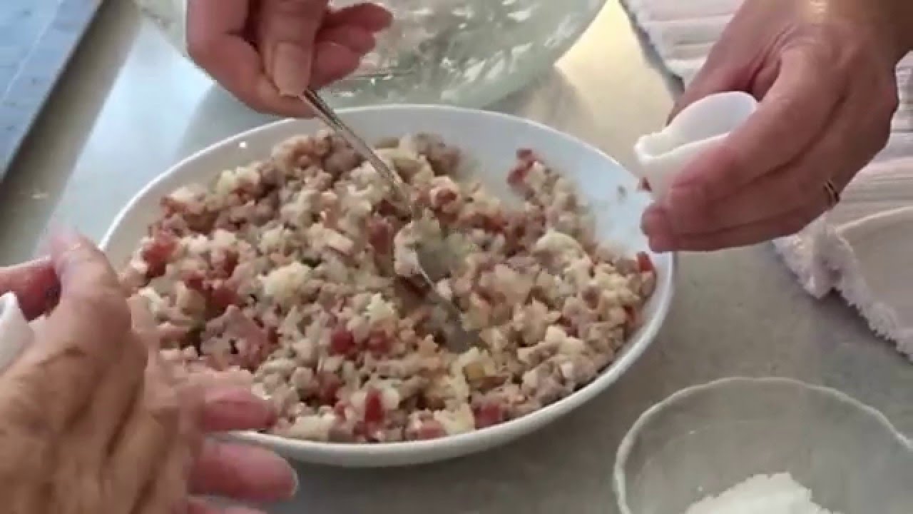 Chinese Dumplings From Toi-San Province - YouTube